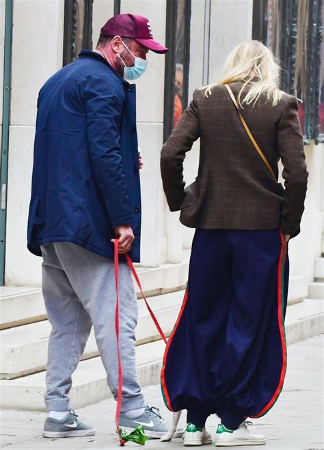 Taylor Neilson Street Style Venice 02202021 • Celebmafia