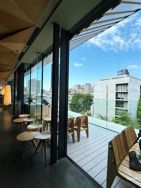 Starbucks Reserve Roastery Tokyo Advance Booking And Waiting Tips Guide