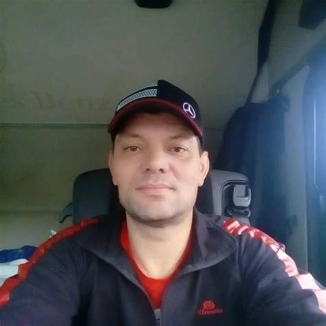 Didi Didi Didi Didi Dd • Threads Say More