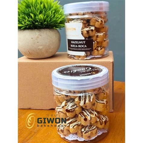 Jual Kue Kering Hazelnut Roca Roca Premium Topping Kacang Hazelnut Dan Dark And White
