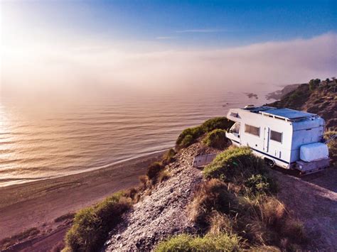 Férias De Autocaravana Tudo O Que Deve Ter Em Atenção