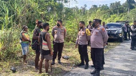Kisah Korban Selamat Dump Truck Terbalik Di Timika Kami Akan