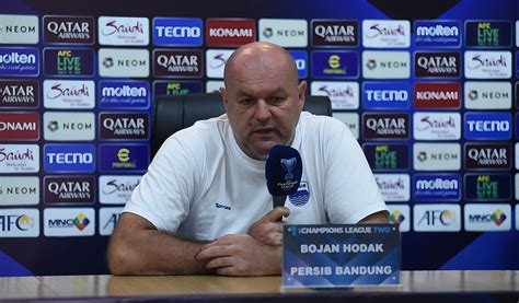 Bojan Hodak Melihat Peluang Ini Saat Persib Jamu Zhejiang Fc