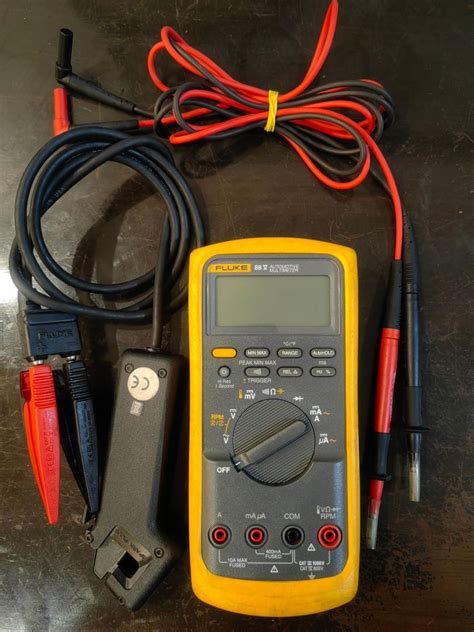 Fluke 88v Automotive Multimeter With Rpm80 Commercial And Industrial