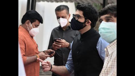 Decision On Physical Classes In Schools Colleges Next Week Aaditya Thackeray Mumbai News