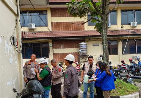 Kabag Faskon Biro Logistik Polda Sumsel Akbp Efrannedy S I K M Si Beserta Kasubbag Prasintal