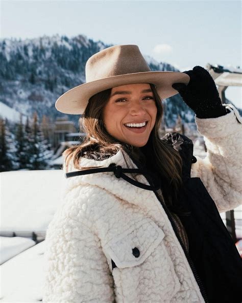 Picture Of Helen Owen