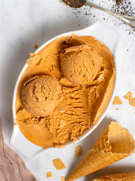 The Best Thai Tea Ice Cream Recipe Sugaryums