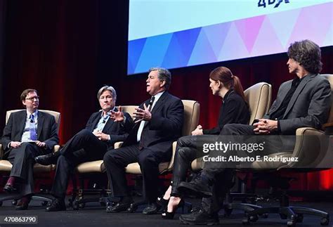 Robert Lang Actor Photos And Premium High Res Pictures Getty Images