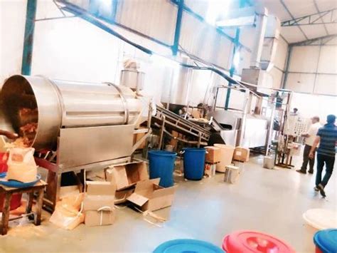 Stainless Steel Automatic Potato Chips Making Machine For Industrial Capacity Kg Hr 100 At