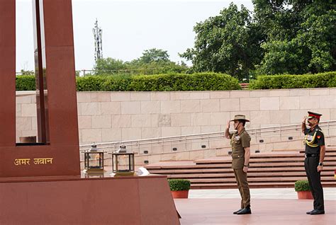 Lt General Simon Stuart Chief Of Australian Army Commences Four Day