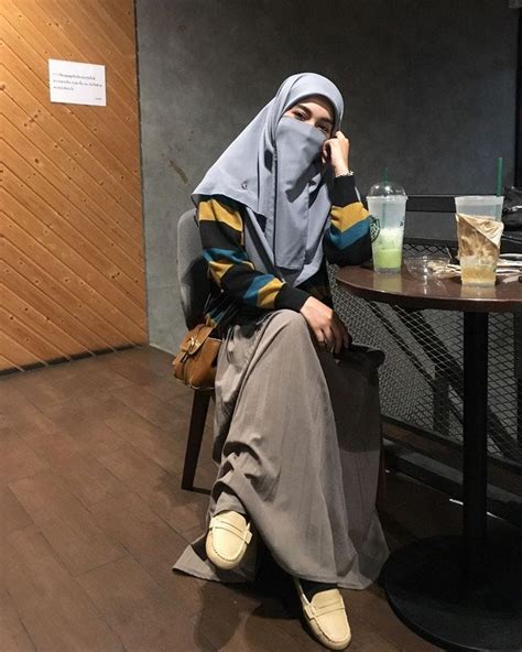 About Samiya Aktar Mim Medium