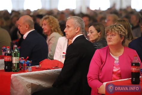 Foto Podravkina FeŠta Umirovljenici I Jubilarci Uživaju Slavko Miletić U Najljepšem Sjećanju