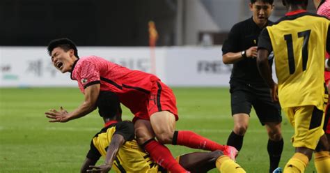 넘어지는 조규성 경향포토