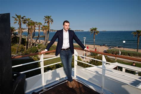 Lwiątko Ze Skrajnej Prawicy Idzie Po Władzę Kim Jest Jordan Bardella