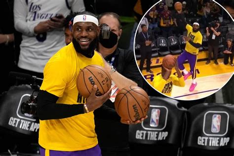 Lebron James Nails 3 Point Skyhook With Nba Scoring Mark In Sight