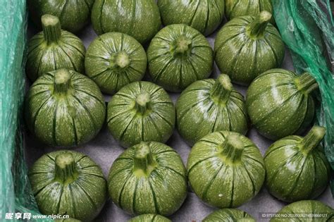 小瓜摄影图蔬菜生物世界摄影图库昵图网