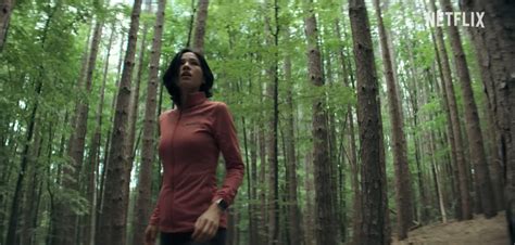 Penjelasan Ending Film Dont Move Mengapa Iris Berterima Kasih