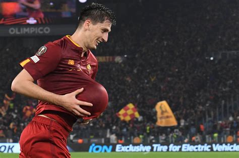 Kumbulla Tirana Gioia Budapest Una Ferita E Quel Roma Milan