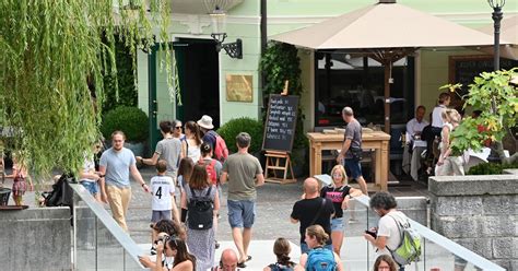 Ljubljančan O Centru Naše Prestolnice Precenjeni Lokali Z Zanič Drago