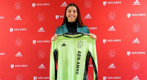 Isa Pothof Naar Ajax Vrouwen