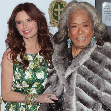 Roma Downey Misses Touched By An Angel Co Star Della Reese