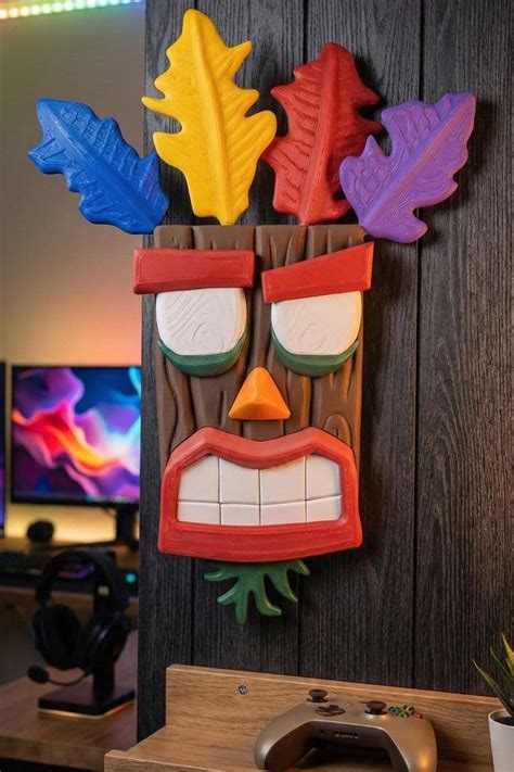 Crash Bandicoot Aku Aku Mask Life Size 3d Printed Tiki Statue Etsy