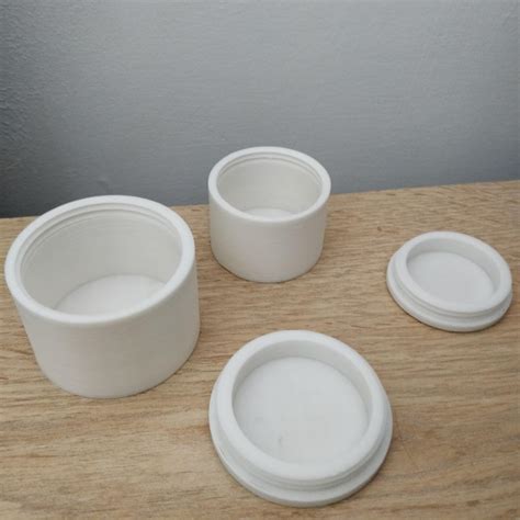 3d Printable Screw Top Pot By Ben