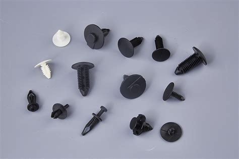 标准塑胶件 东莞市天业塑胶电子有限公司 塑胶螺丝螺母 铆钉 Pc导光柱 文具扣 Led座 Pc板间隔柱 电线固定座 脚垫 晶体盖 尼龙套管 阻尼齿轮