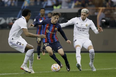 ¡tremendo Error Gavi Anota Primer Gol Del Barça Ante Real Madrid