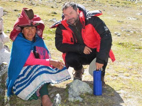 Zehrudin Isaković Što Je Zemlja Siromašnija Ljudi Su Srdačniji Mačak Magazin