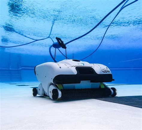 Dolphin C7 Robotic Pool Cleaner Review Robotic Reviews