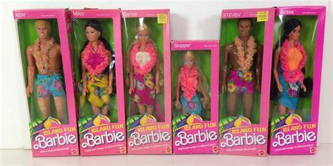 Lot 6 Nrfb Vintage Island Fun Barbie And Friends Including