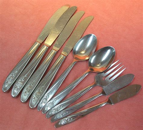 Oneida Roseanne Rose Pastel 9pc Custom Stainless Flatware Silverware