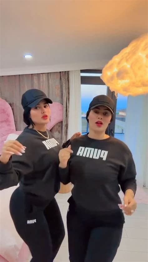 Instagram Video By ‎بنات السلطانة 👸🏻‎ • Oct 21 2023 At 315 Pm