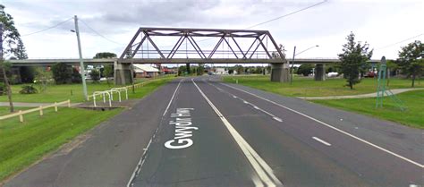 Curved Pedestrian Fencing For Road Medians