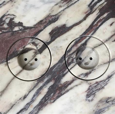 Elegant Marble Knobs For Your Home Decor