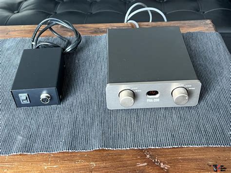 Dynavector Pha 200 Phono Head Amplifier For Sale Uk Audio Mart