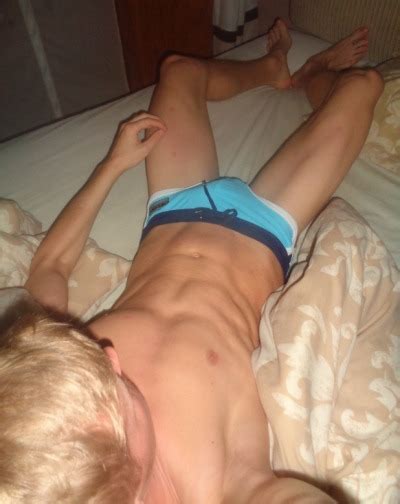 Distant Early Tumbex