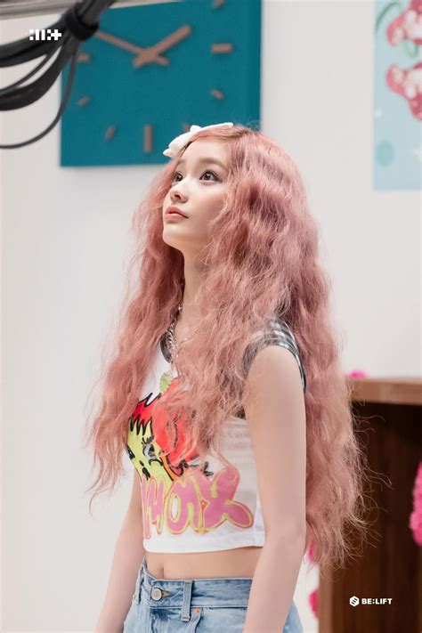 📷 Iroha Behind Cut Illit 아일릿 Tick Tack Mv Shoot In 2025