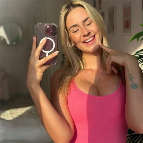 Discovering Lara Lane On Onlyfans The Teacher Fantasy Meets Adult