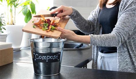 5 Ways To Compost Living In Small Spaces Eorth Australia