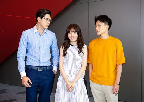 Life Is About Being Regretful All The Time Local Singer Boon Hui Lu Returns To Acting After