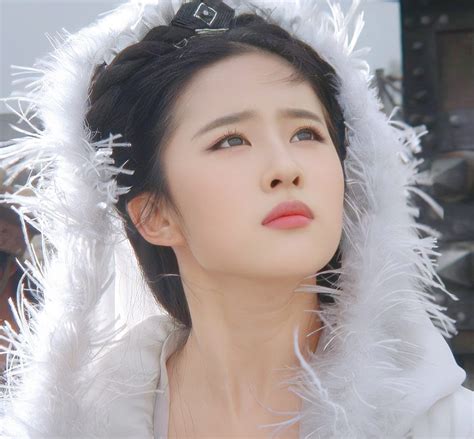 Lưu Diệc Phi Chặt đẹp Tình Mới Dương Dương Khi Chung Khung Hình Saostarvn