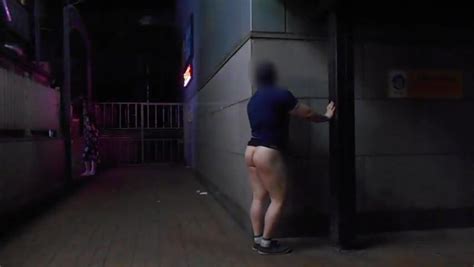 Korean Muscle Hunk In Public 3