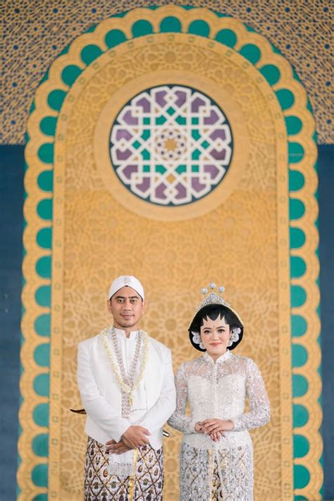 Akad Nikah Temu Manten Pesta Resepsi Pernikahan Dari Cynthia And Yan