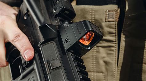 Osight 3 Moa Dot Sight Features The Industrys First Charging Cover