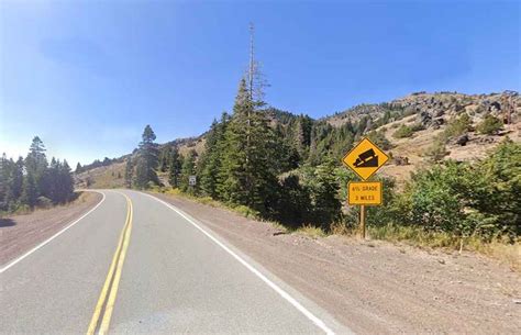 Take The Scenic Ca 299 Road And Discover Cedar Pass In California