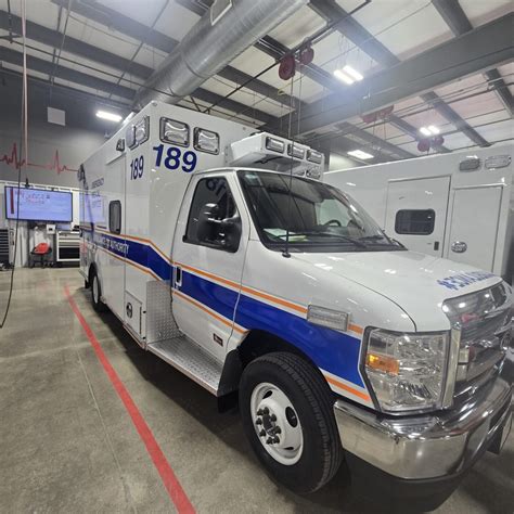 9843 44 Chief Xl Type Iii Ambulance