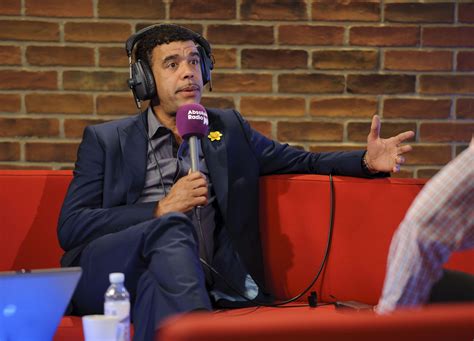 Football Pundit Chris Kamara My Commentating Became ‘car Crash Tv Basingstoke Gazette